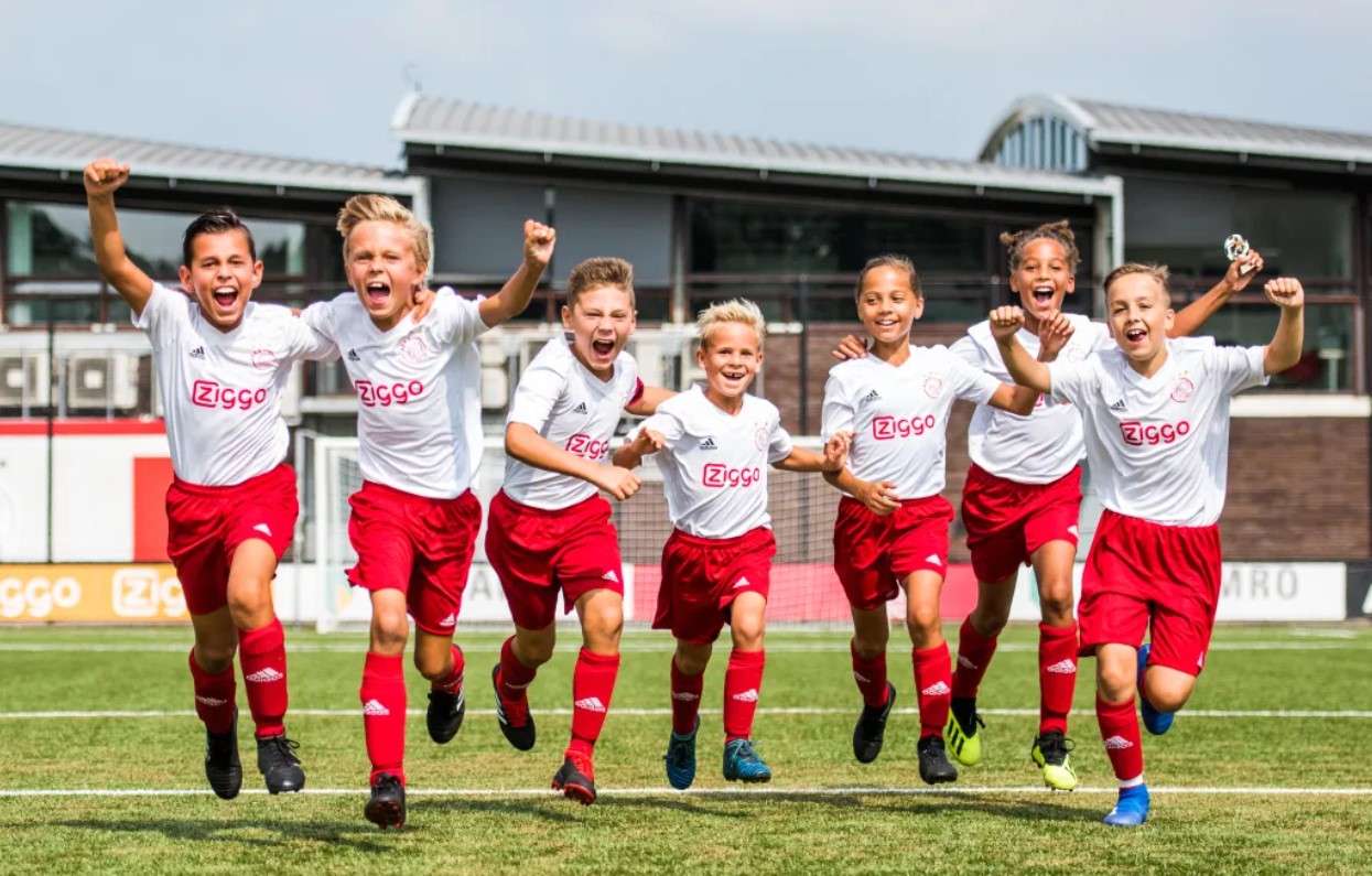 10 best soccer boarding schools in Europe - Soka54